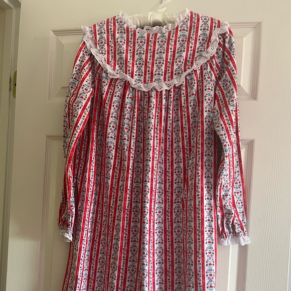 Lanz Of Salzburg | Pajamas | Lanz Of Salzburg Girls Flannel Nightgown ...